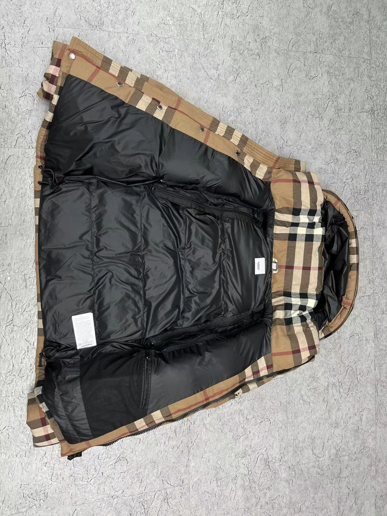 Discounted Burberry Down Jackets