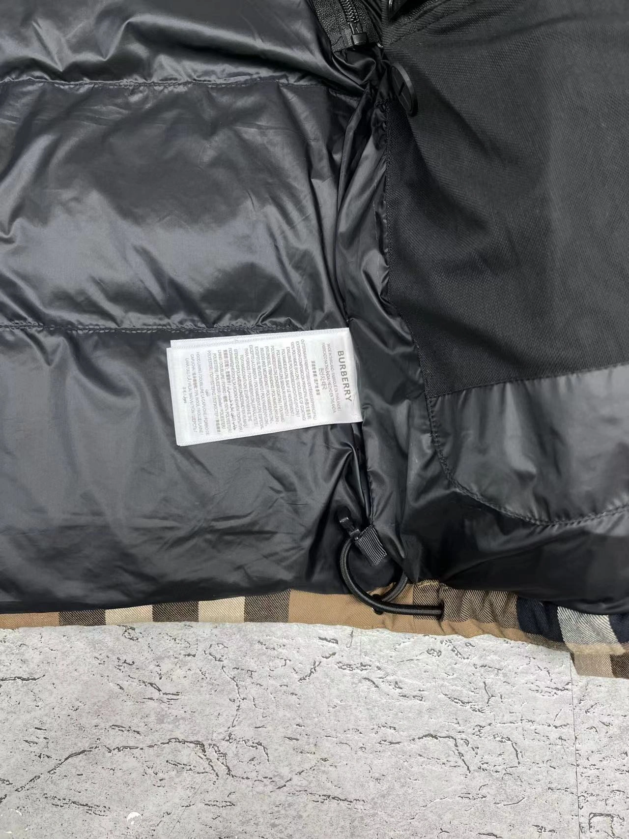 Discounted Burberry Down Jackets