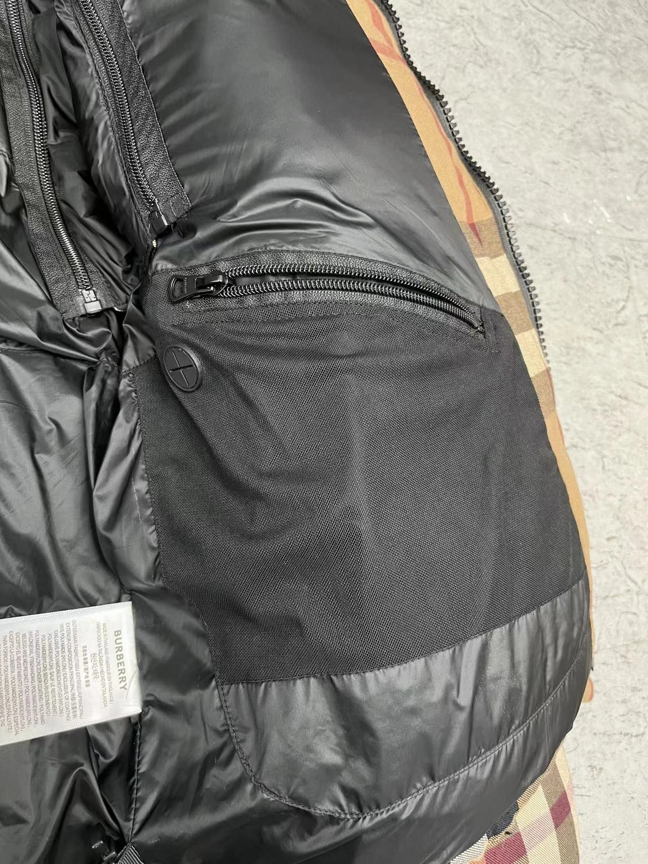 Discounted Burberry Down Jackets