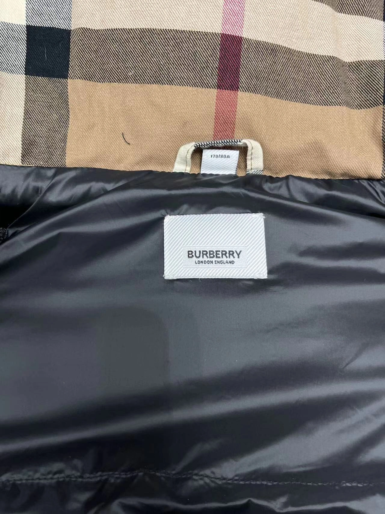 Discounted Burberry Down Jackets