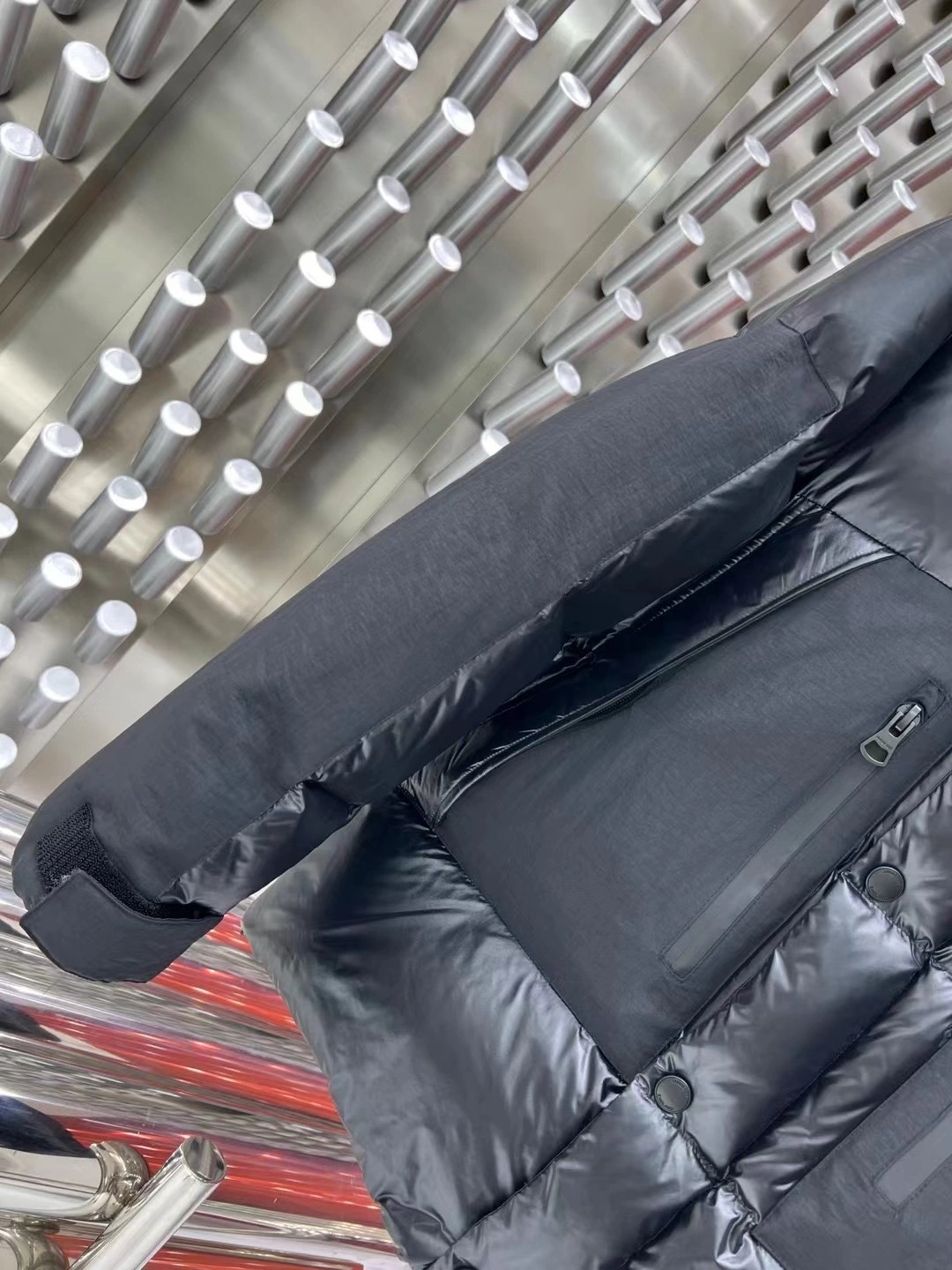 Bargain Burberry Down Jackets