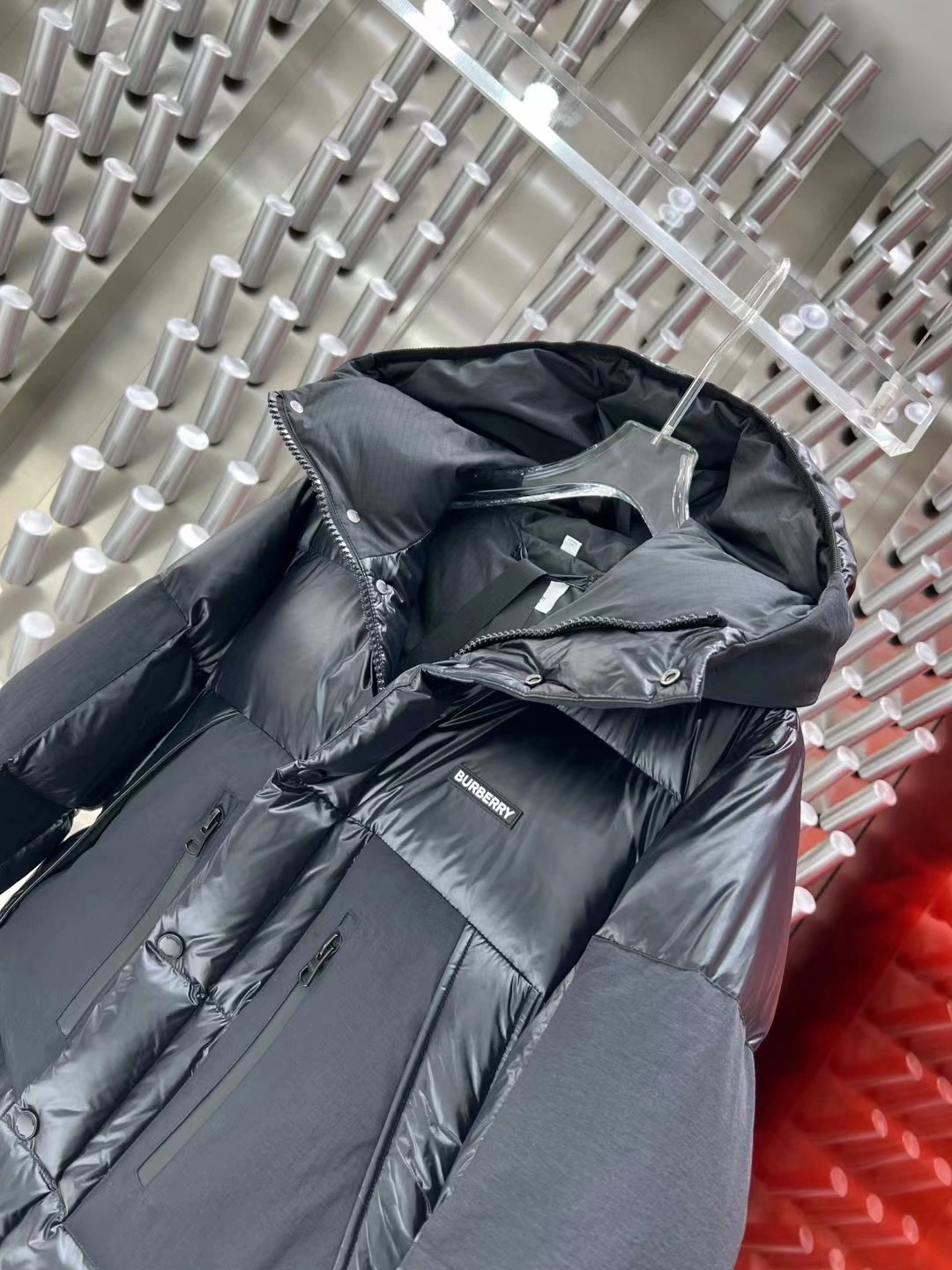 Bargain Burberry Down Jackets