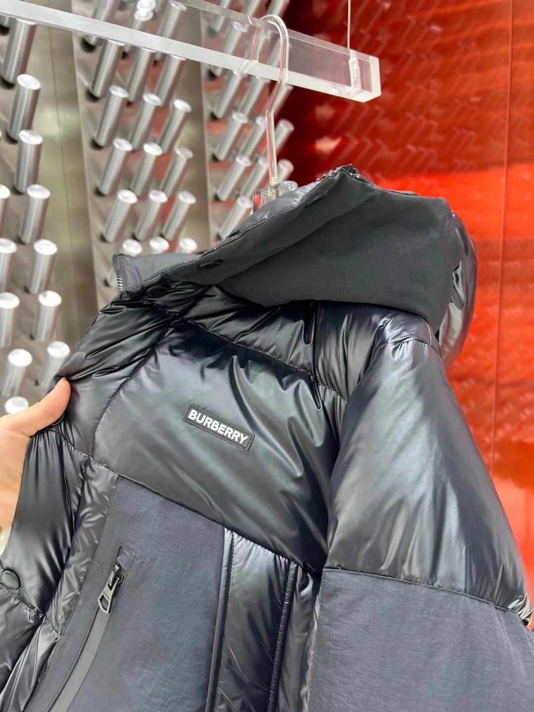 Bargain Burberry Down Jackets