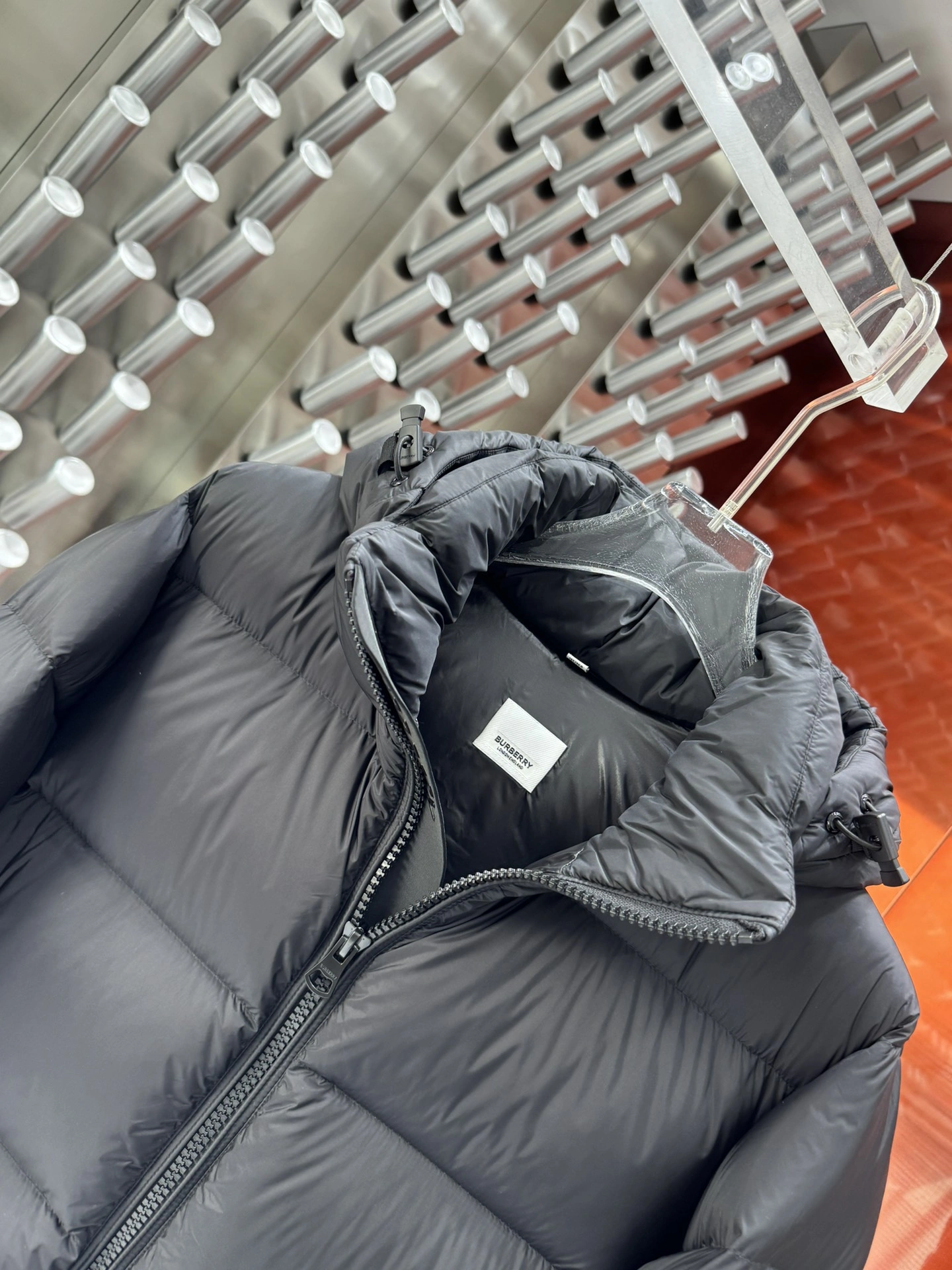 Low-cost Burberry Down Jackets