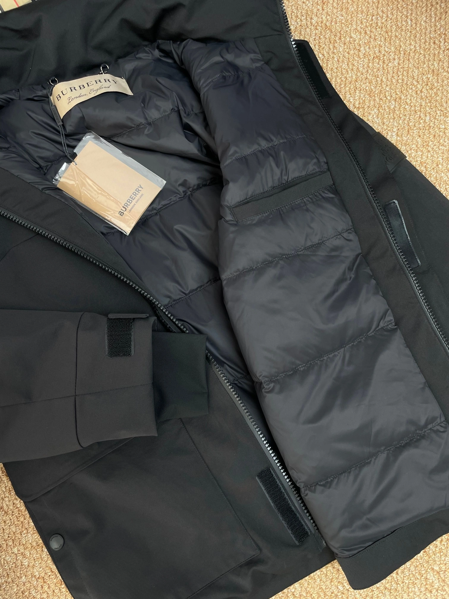 Brand-original Burberry Down Jackets