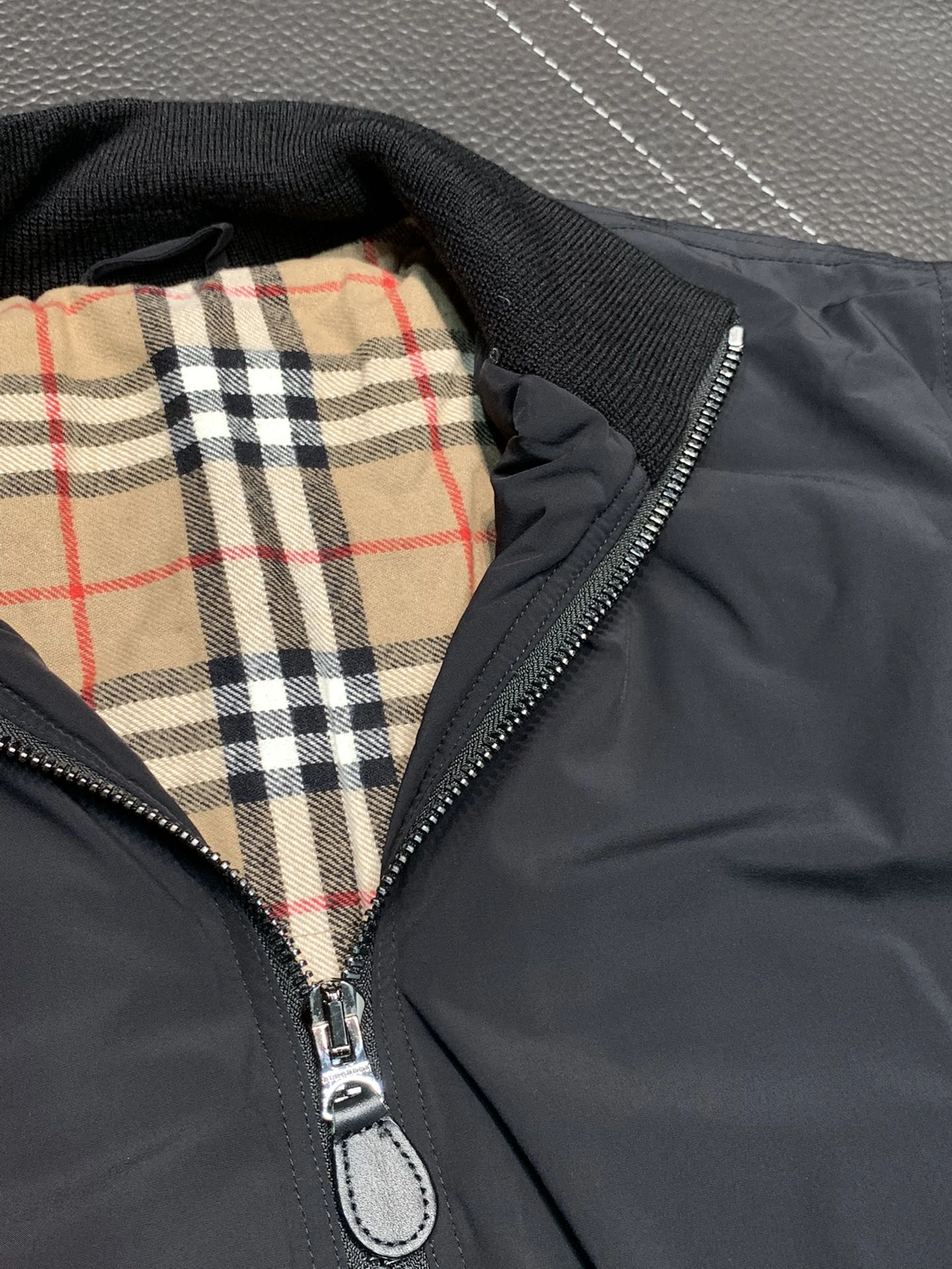 Top mirror Burberry Down Jackets