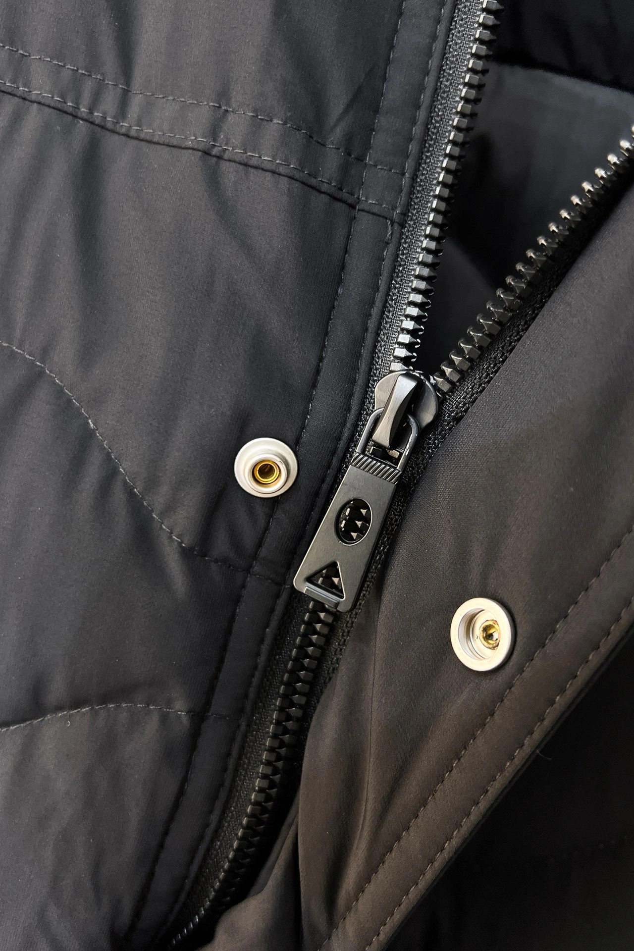 1:1 copy Burberry Down Jackets