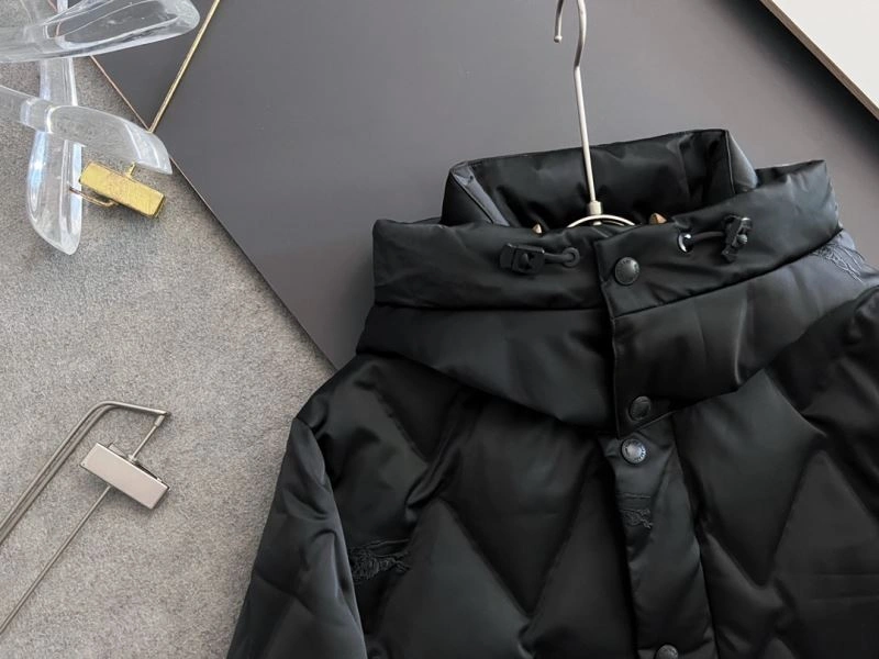 Bargain Burberry Down Jackets