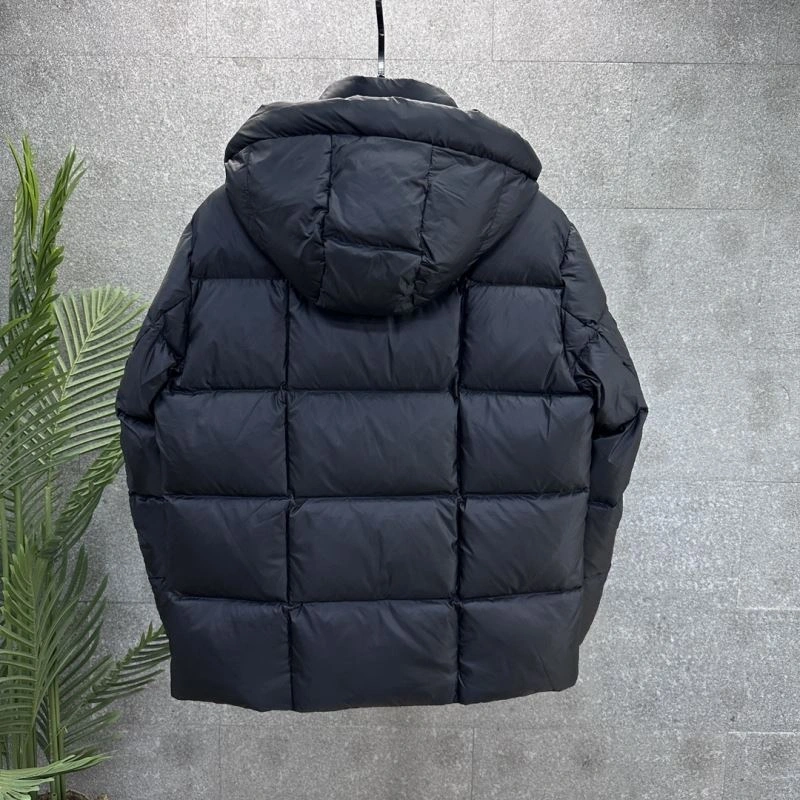 Low-cost Burberry Down Jackets