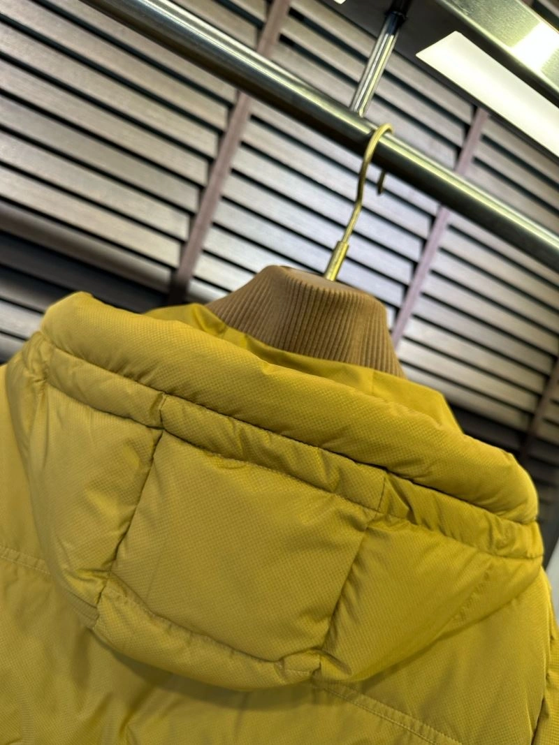 High fidelity Burberry Down Jackets