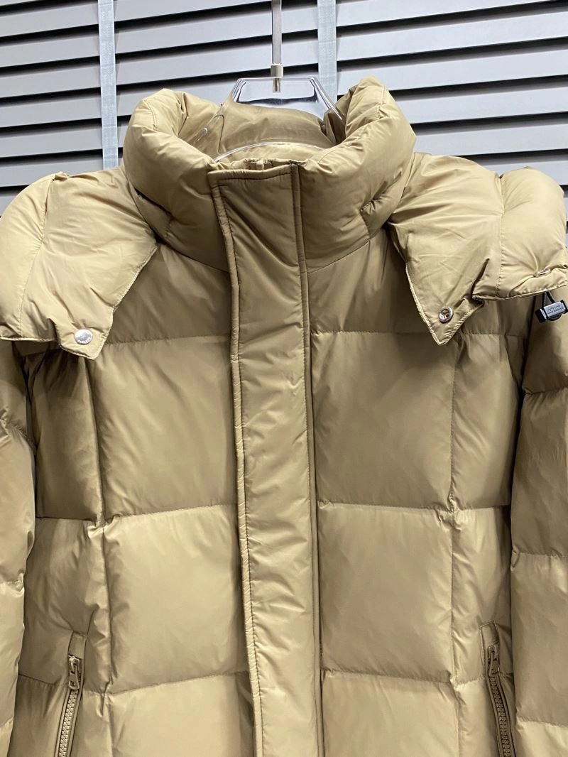 Low-cost Burberry Down Jackets