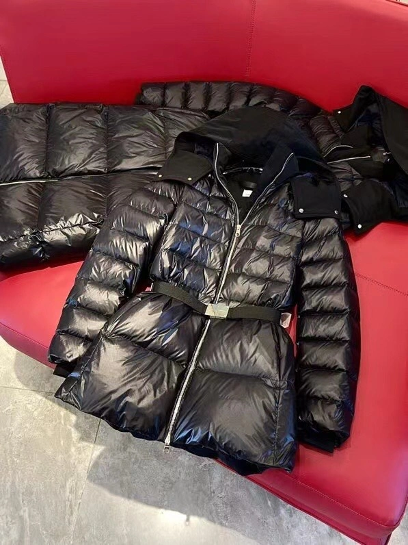 Cut-rate Burberry Down Jackets