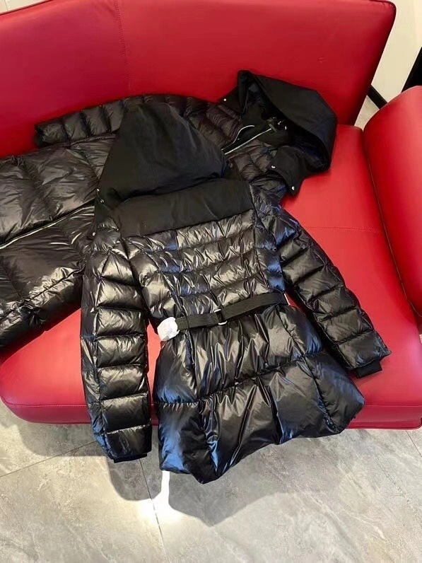 Cut-rate Burberry Down Jackets