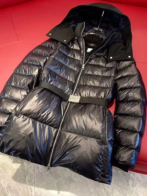Cut-rate Burberry Down Jackets