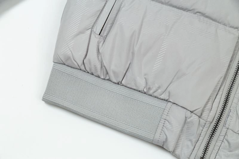 Low-cost Burberry Down Jackets