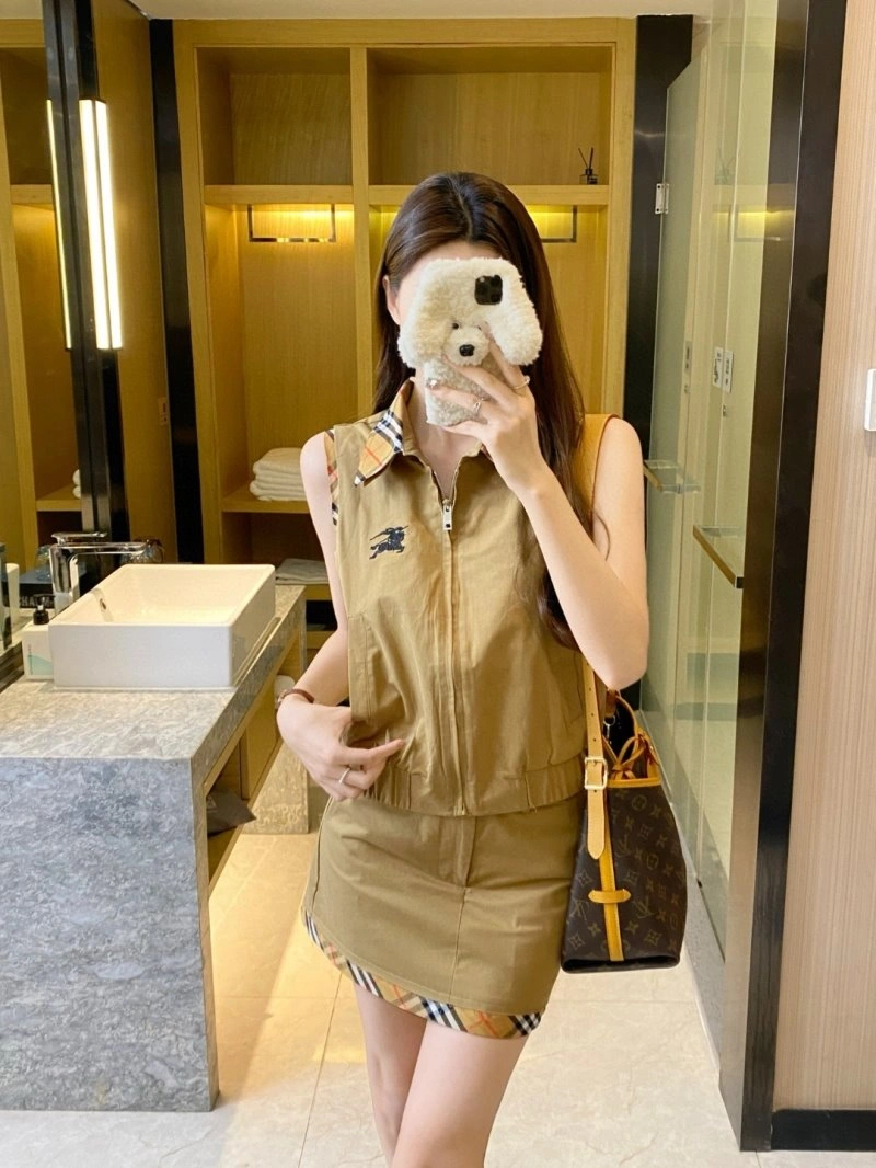 1:1 copy Burberry Dress Suits