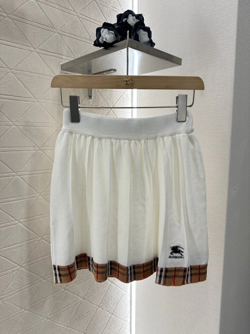 High fidelity Burberry Dress Suits