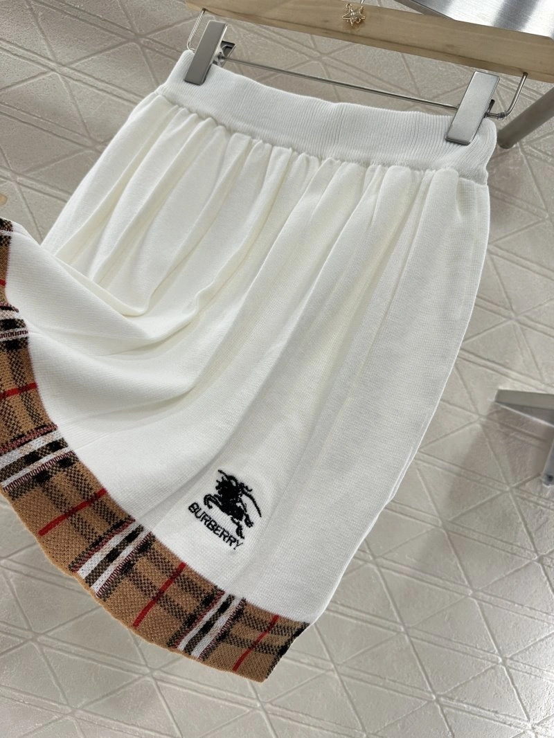 High fidelity Burberry Dress Suits