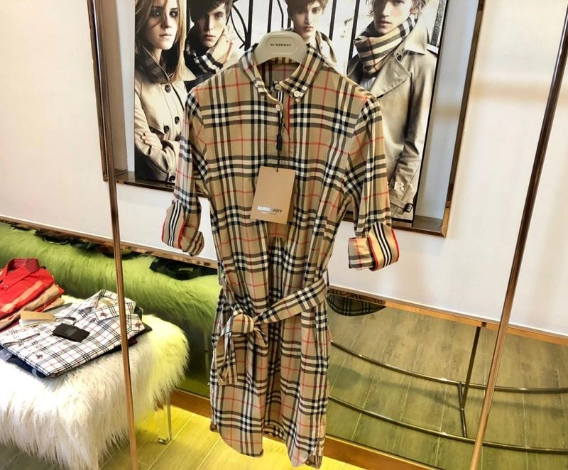 High accuracy Burberry Dress