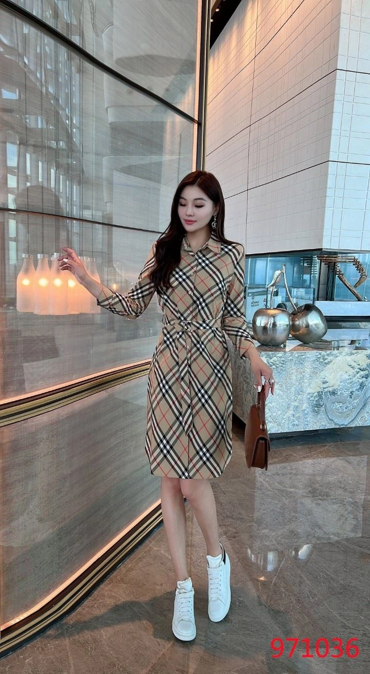 High accuracy Burberry Dress