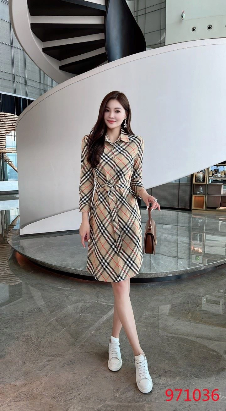 High accuracy Burberry Dress