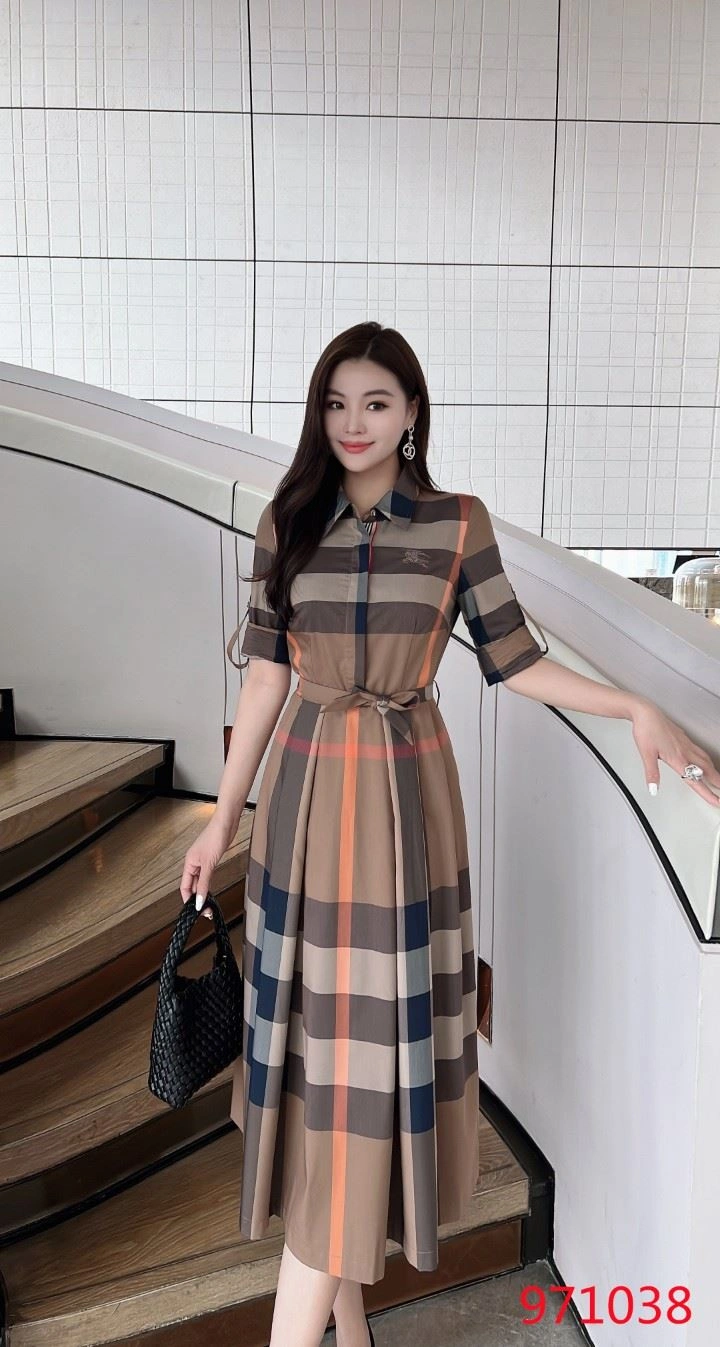 Brand-original Burberry Dress