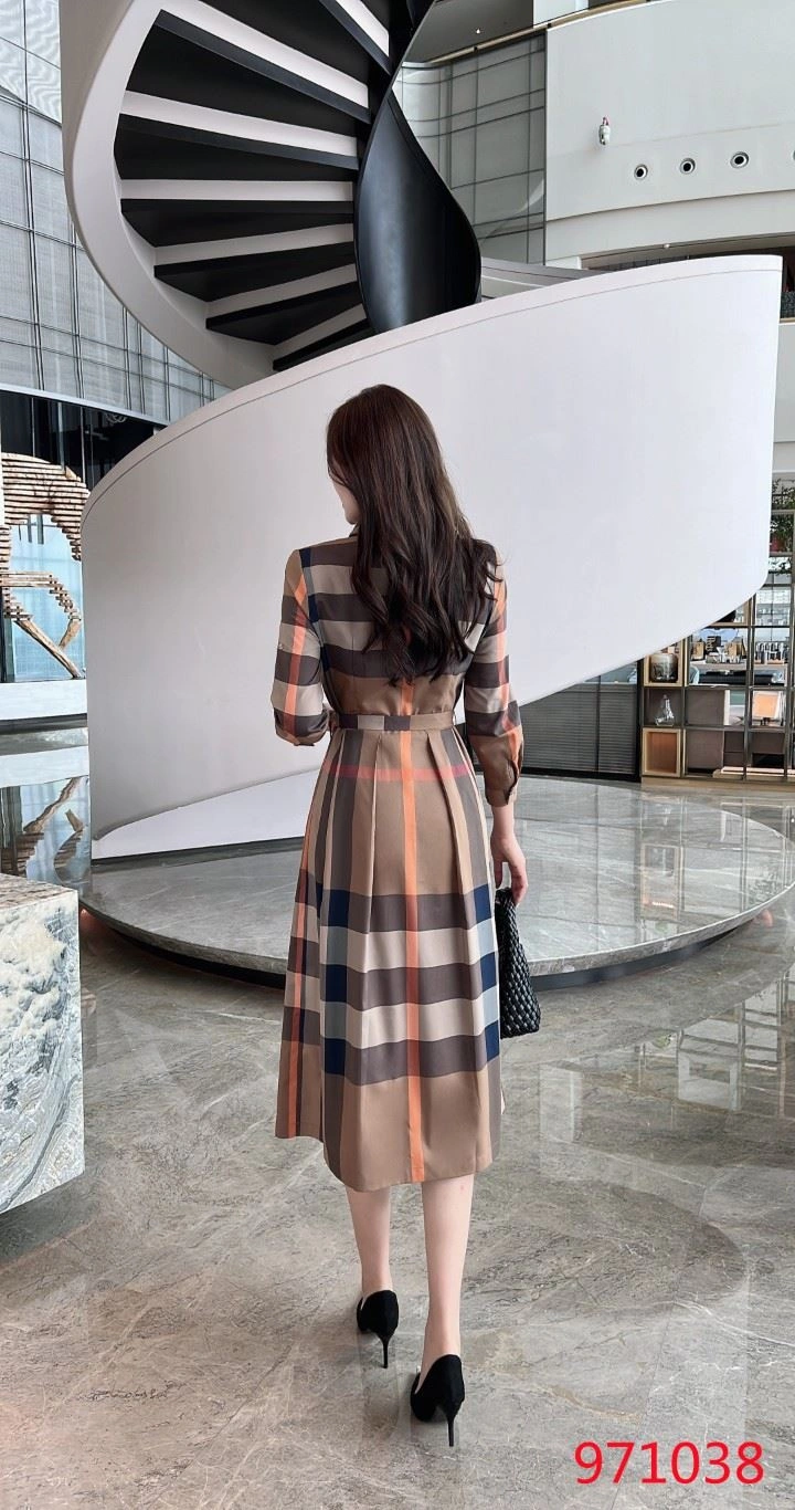 Brand-original Burberry Dress