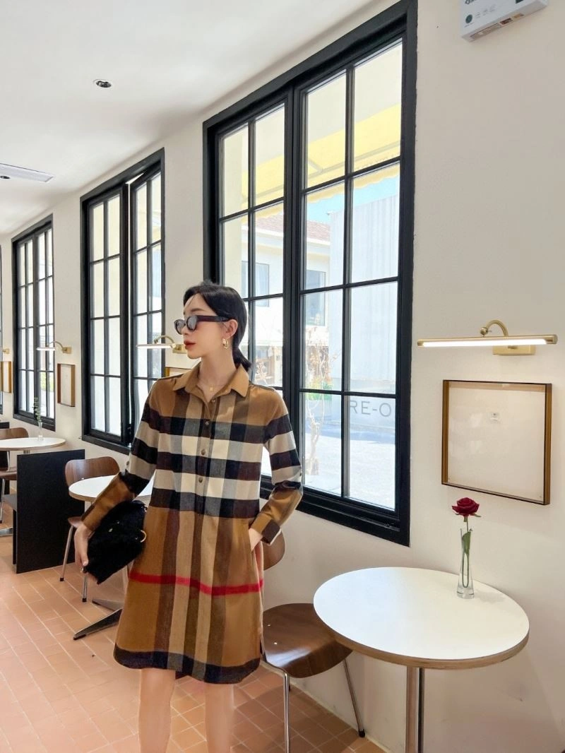 Factory-made Burberry Dress