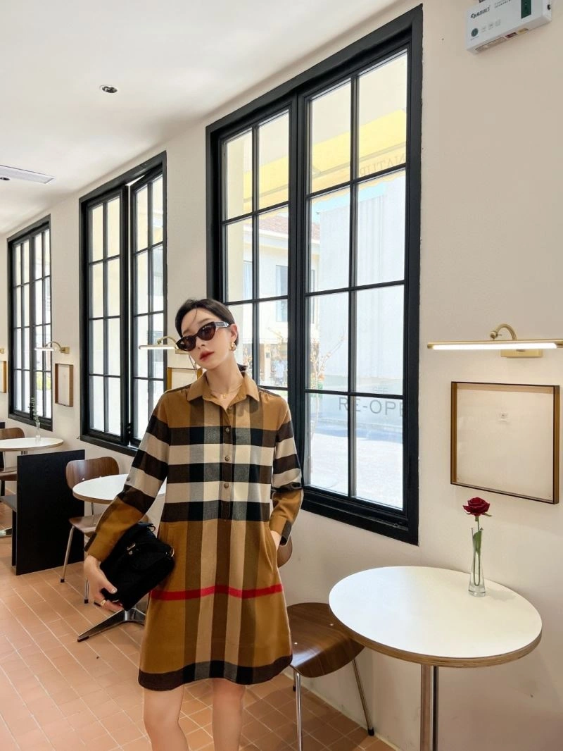 Factory-made Burberry Dress