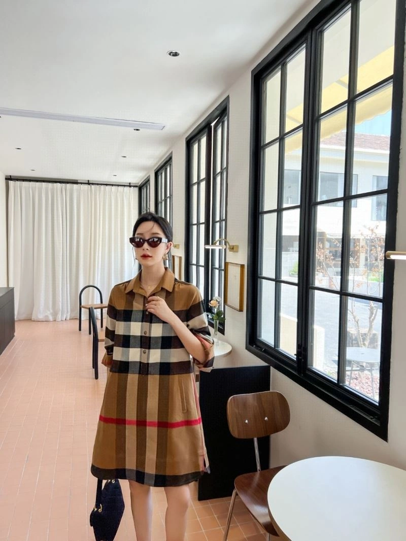 Factory-made Burberry Dress