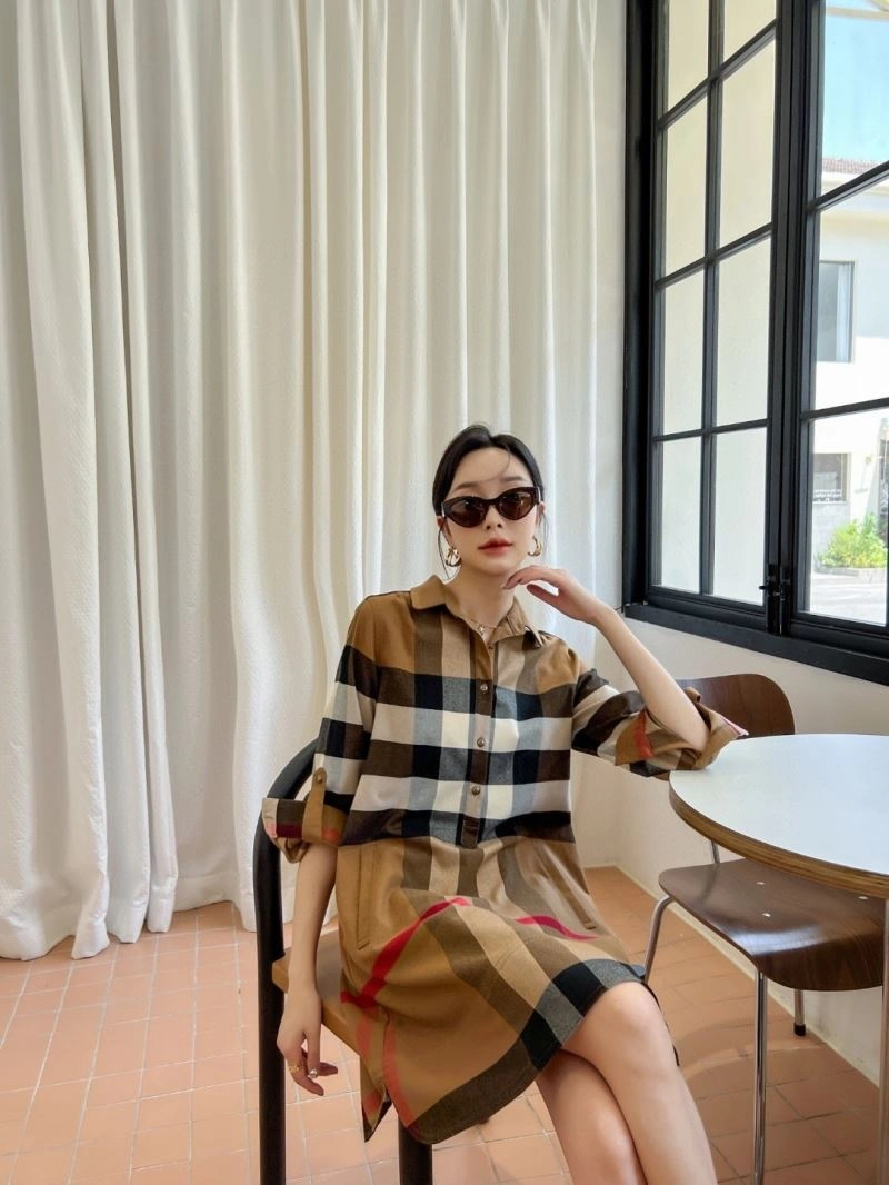 Factory-made Burberry Dress