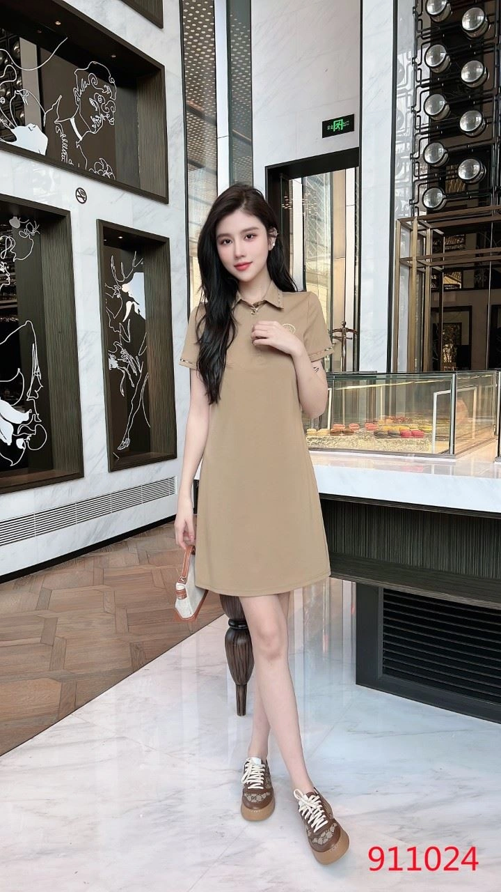 Low-cost Burberry Dress