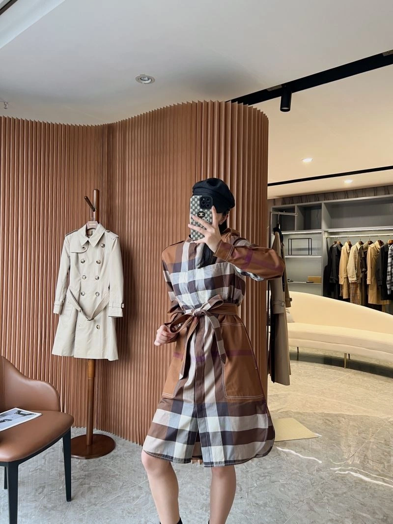Brand-original Burberry Dress