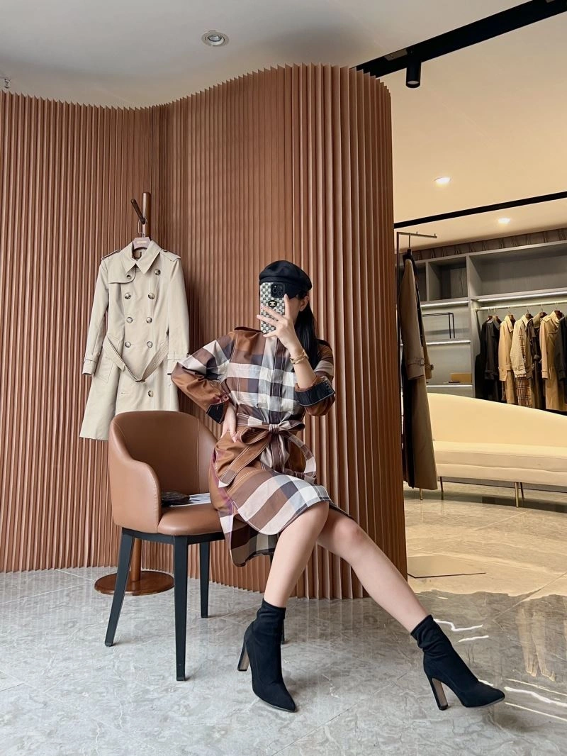 Brand-original Burberry Dress