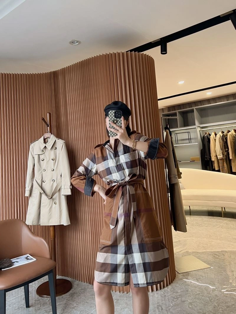 Brand-original Burberry Dress