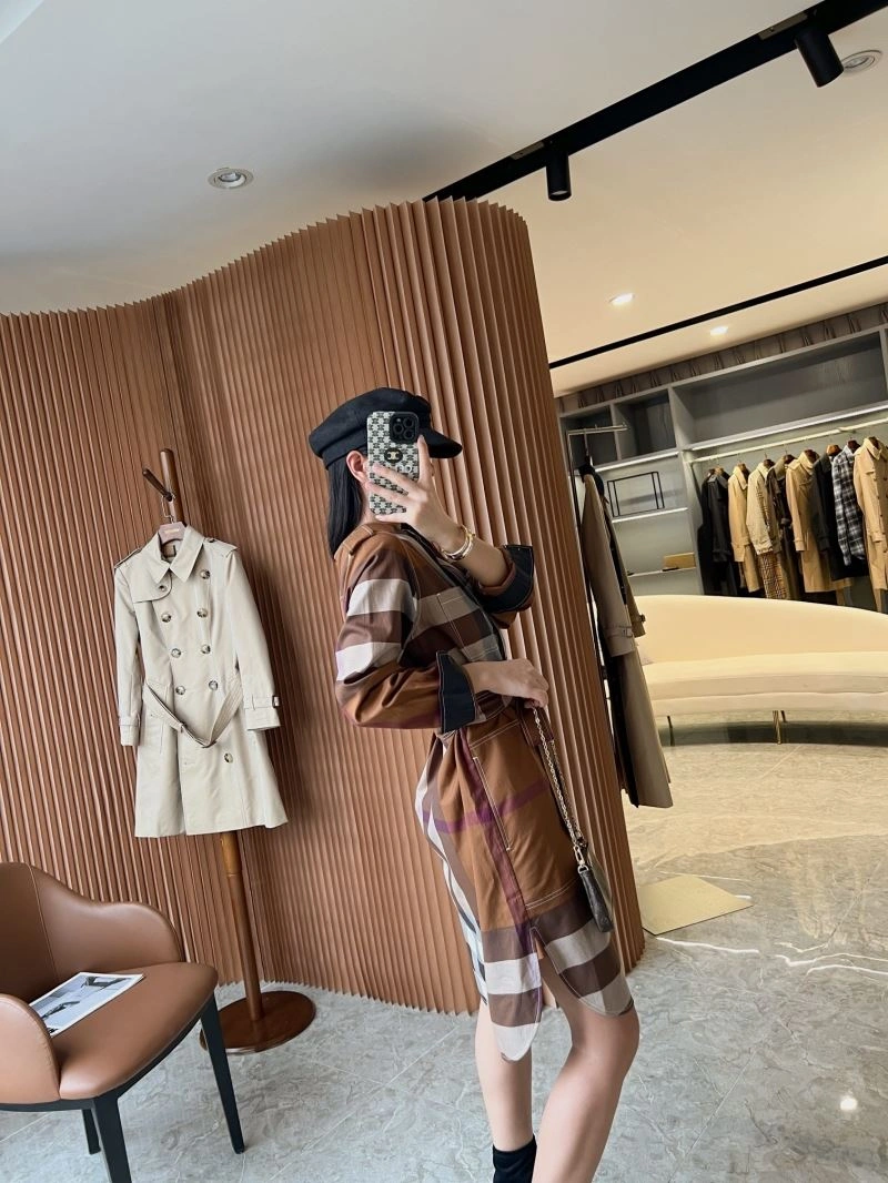 Brand-original Burberry Dress