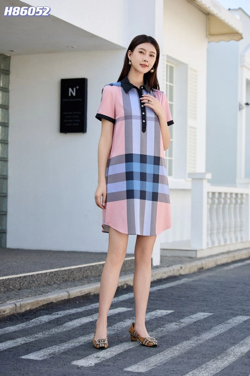 Brand-original Burberry Dress
