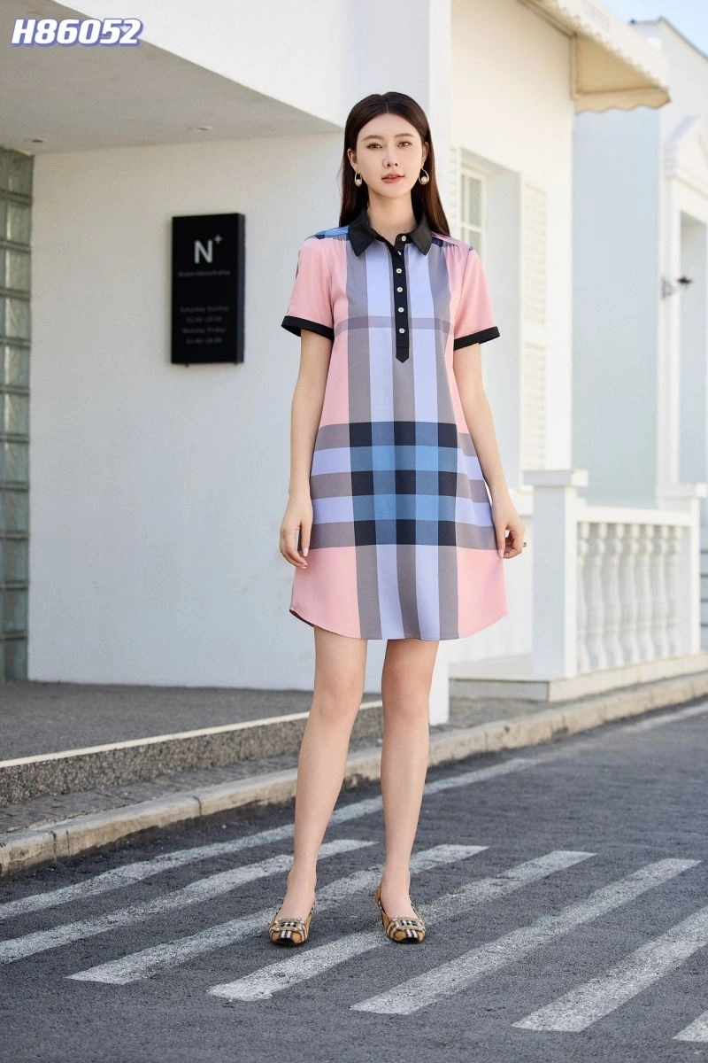 Brand-original Burberry Dress