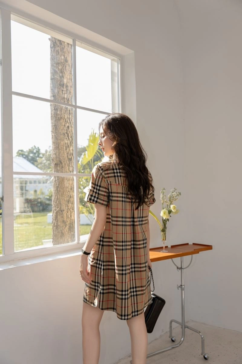 Top match Burberry Dress