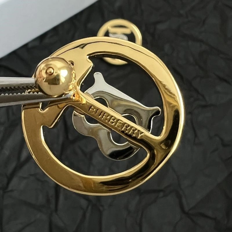 Top mirror Burberry Earrings