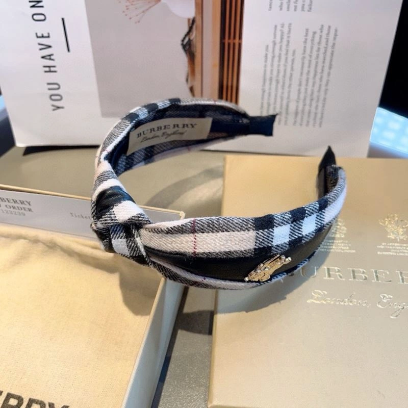 Accurate model Burberry Hair Hoop