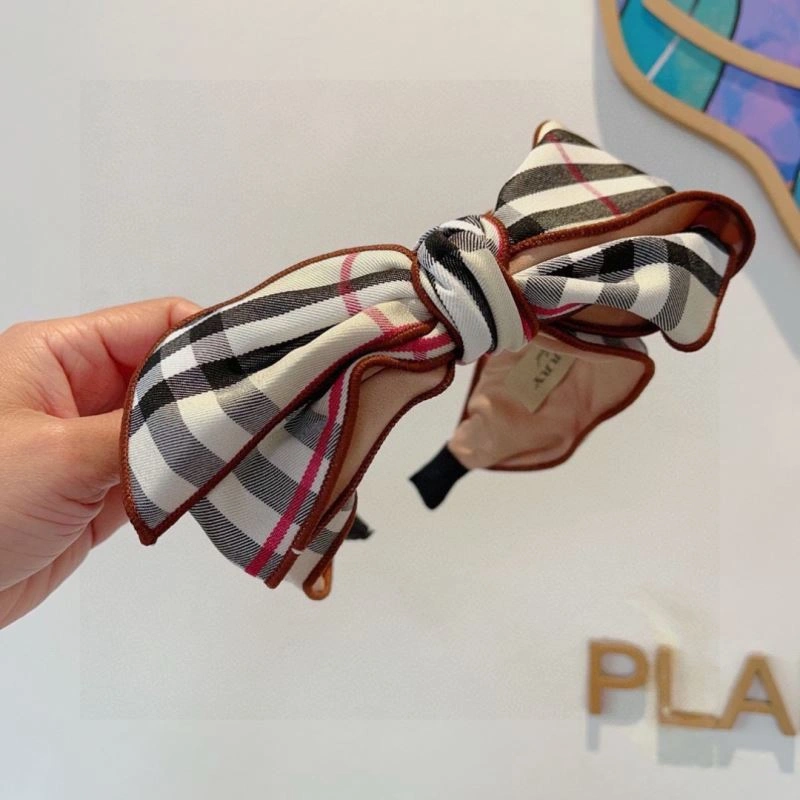 Accurate model Burberry Hair Hoop