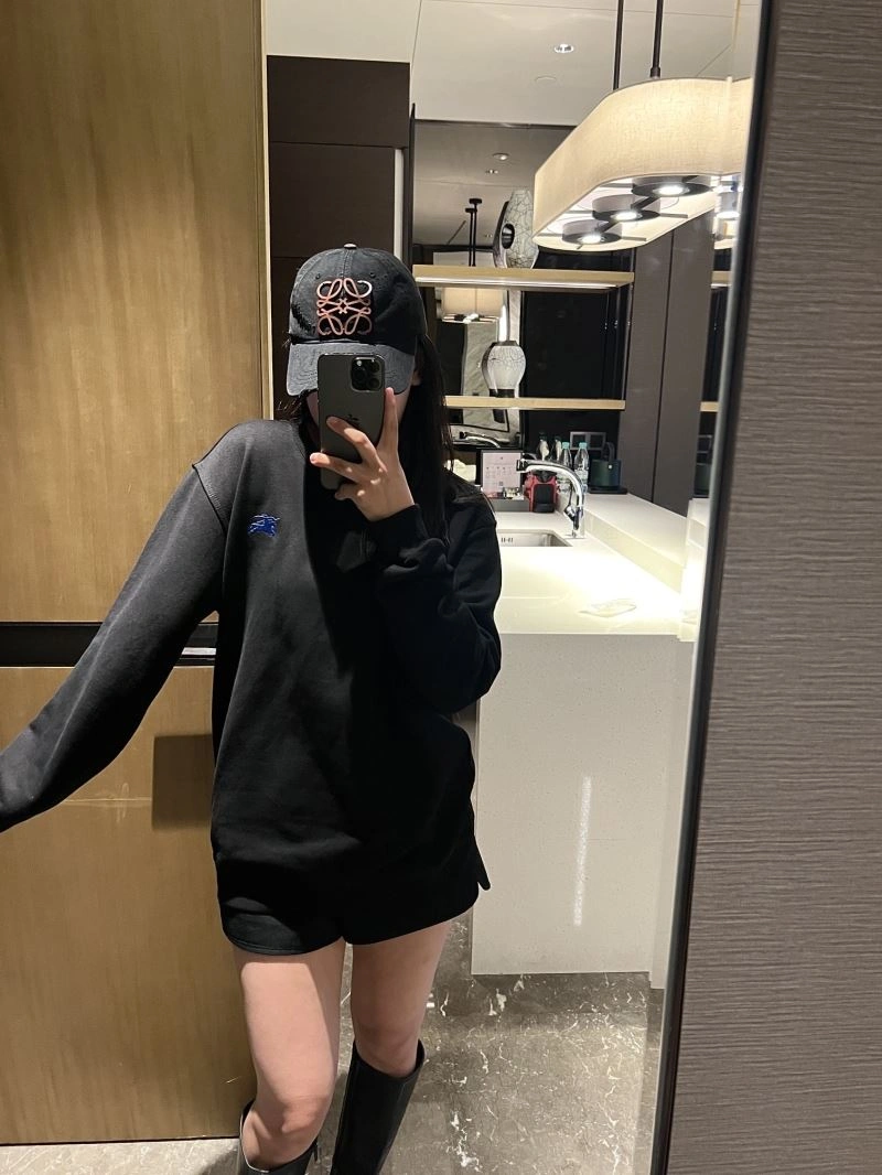 Low-cost Burberry Hoodies