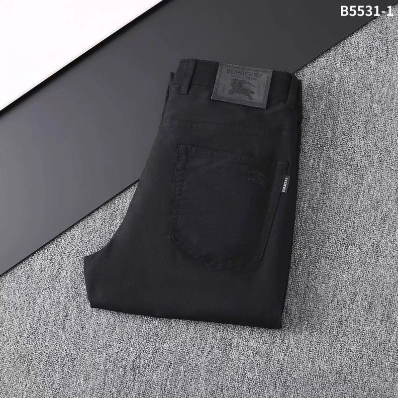 Top match Burberry Jeans