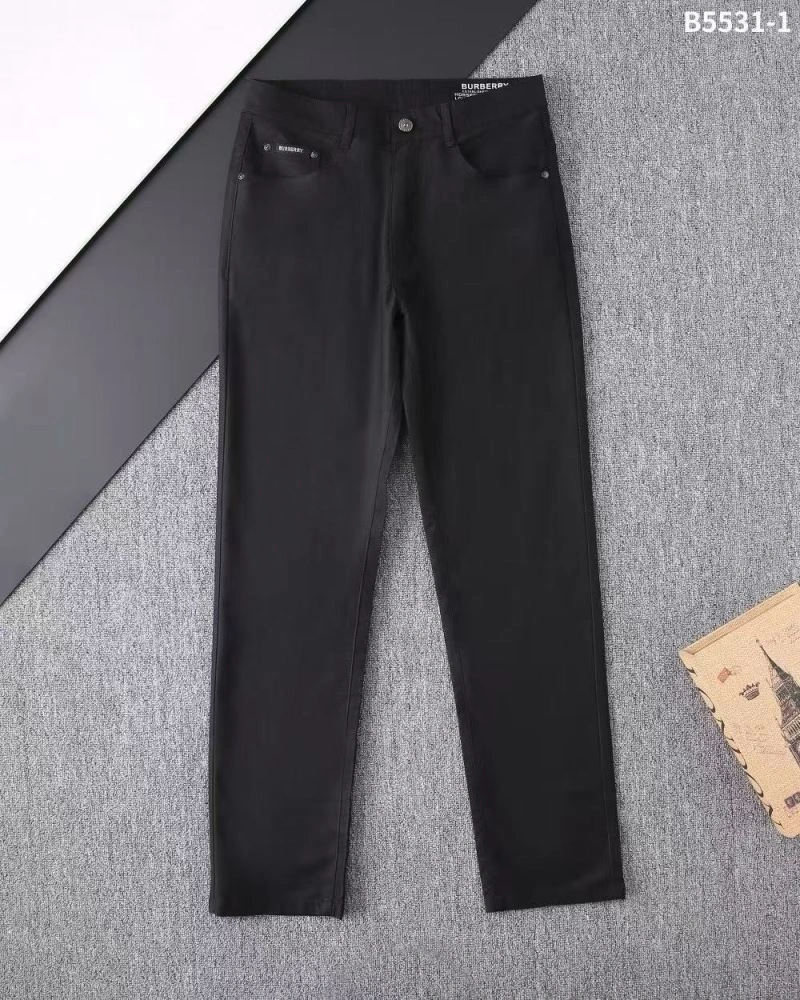 Top match Burberry Jeans