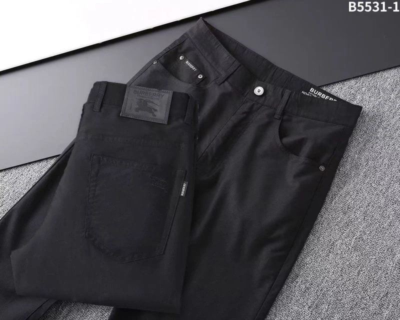 Top match Burberry Jeans