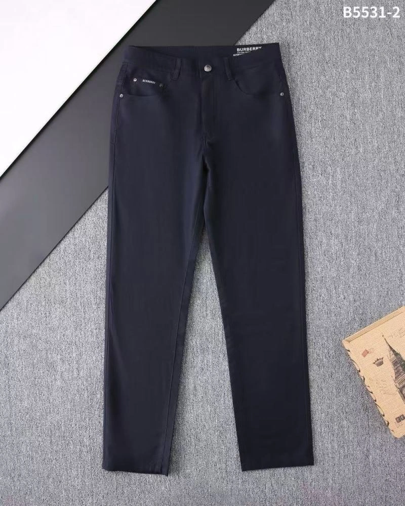 Top match Burberry Jeans