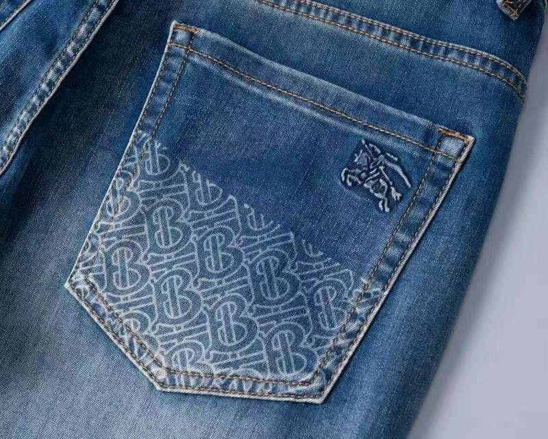 Burberry Jeans