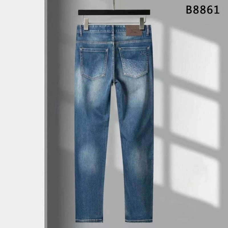 Accurate model Burberry Jeans