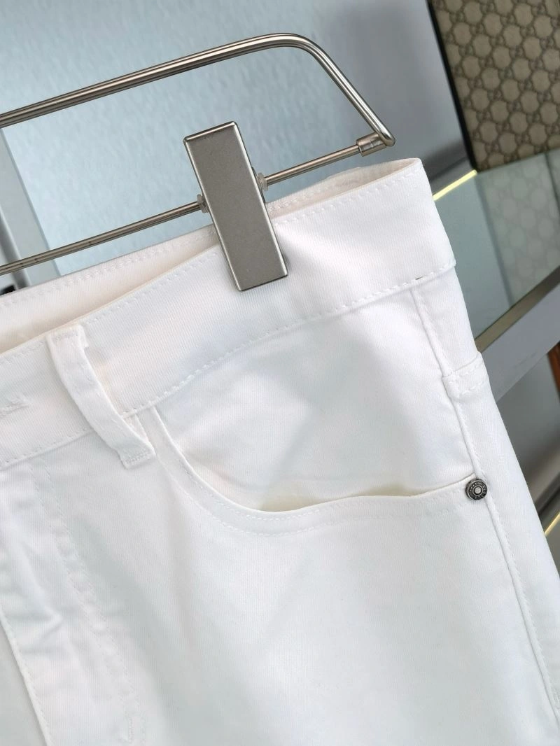 Top match Burberry Jeans